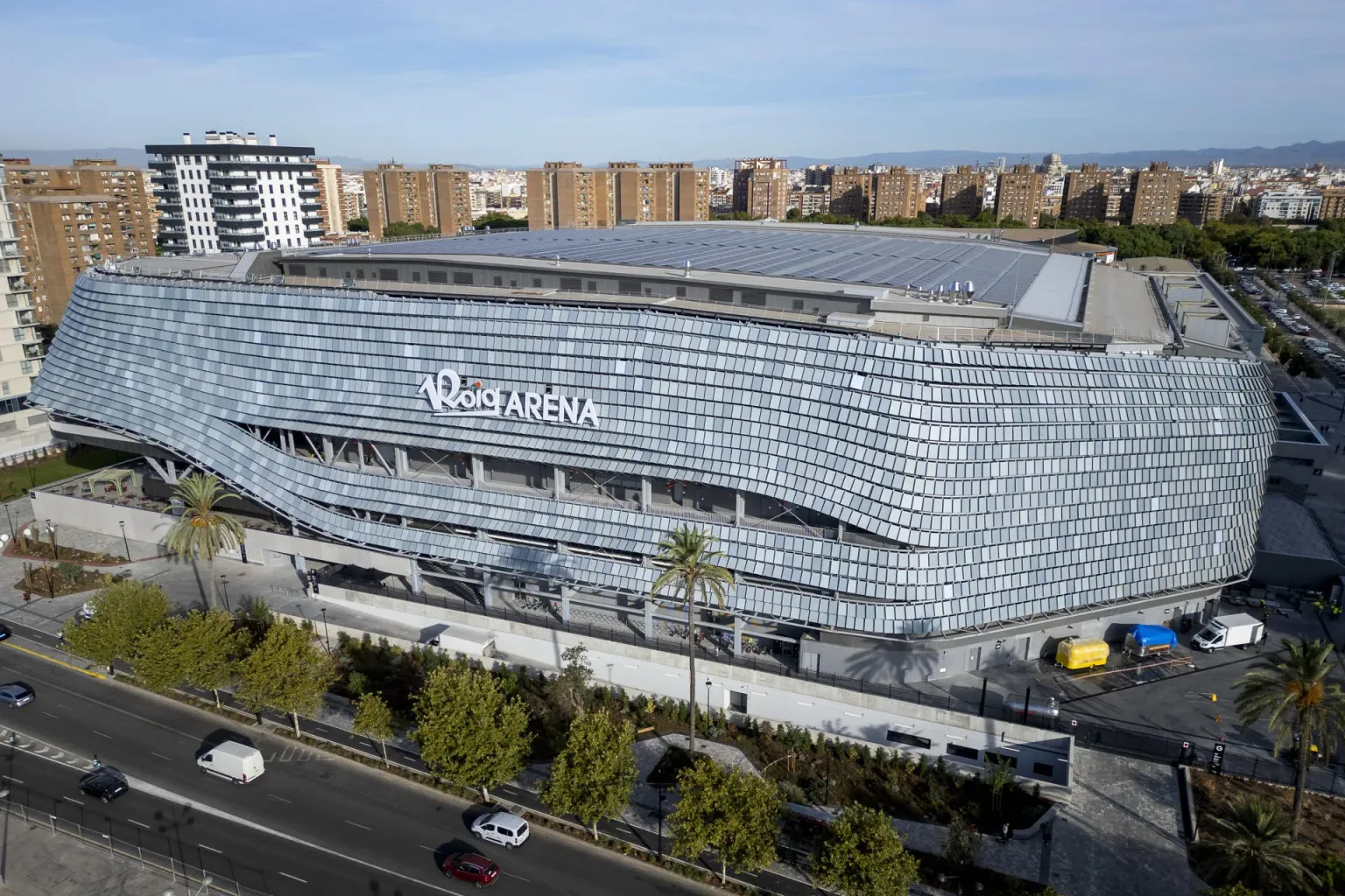 Roig Arena Abre: 400 Millones y 1 Millón de Visitantes Esperados en ...